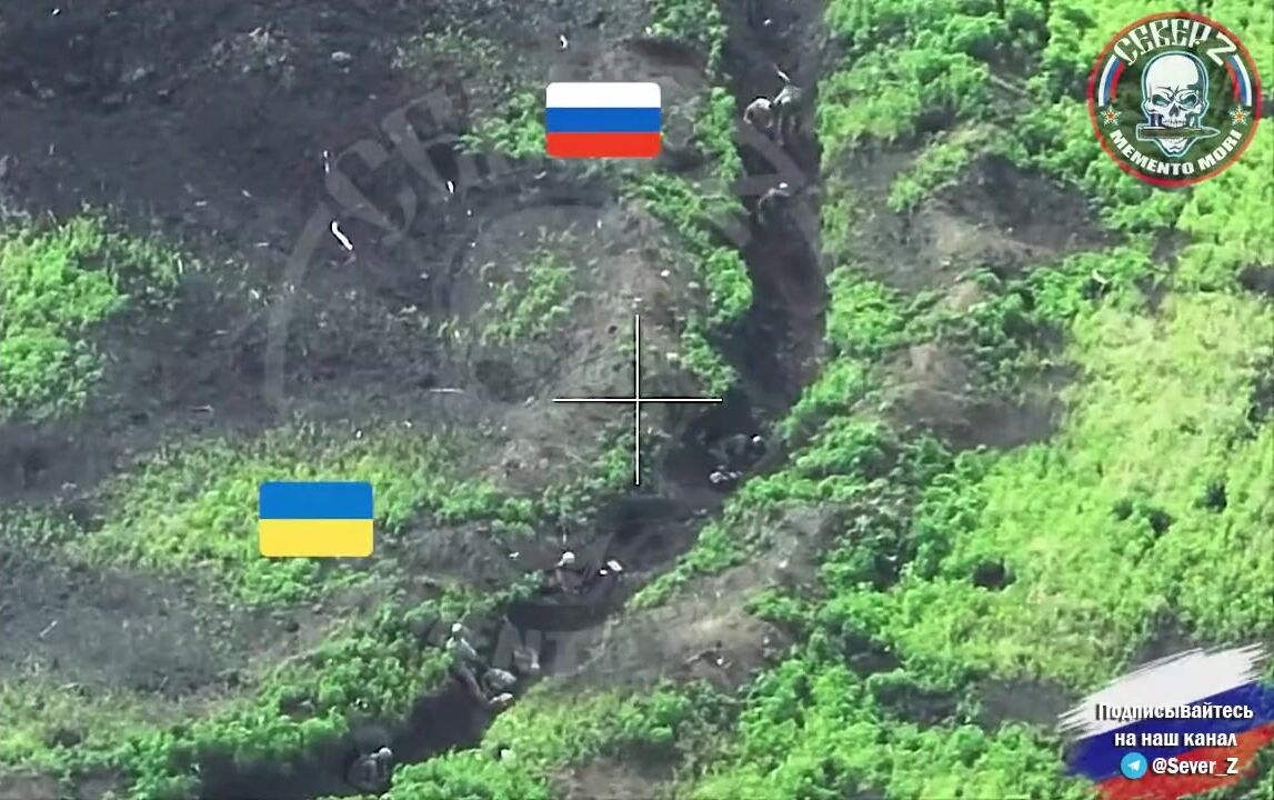 Intense Close Combat Between Ukrainian and Russian Troops in a Single ...