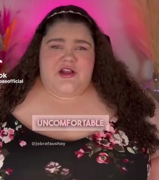 This Heavyweight Is Calling For Restaurants To Be More Size Inclusive For Fat Asses Lol