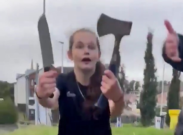 Little Girl Defends Herself From Migrants with an AXE and a KNIFE