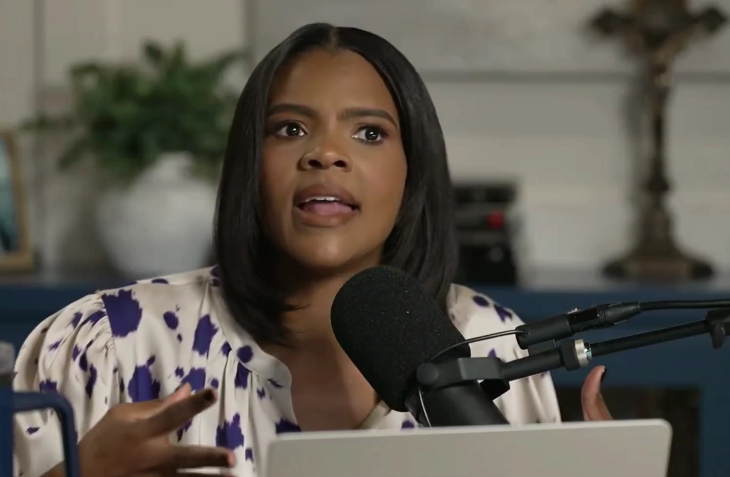 Candace now believes the unusual Egyptian planes were actually tracking ...